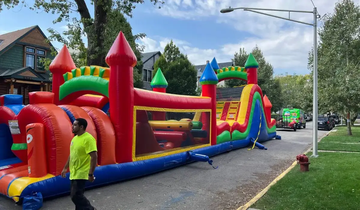 Why Bounce Houses are a Must-Have for Outdoor Events in Chicago